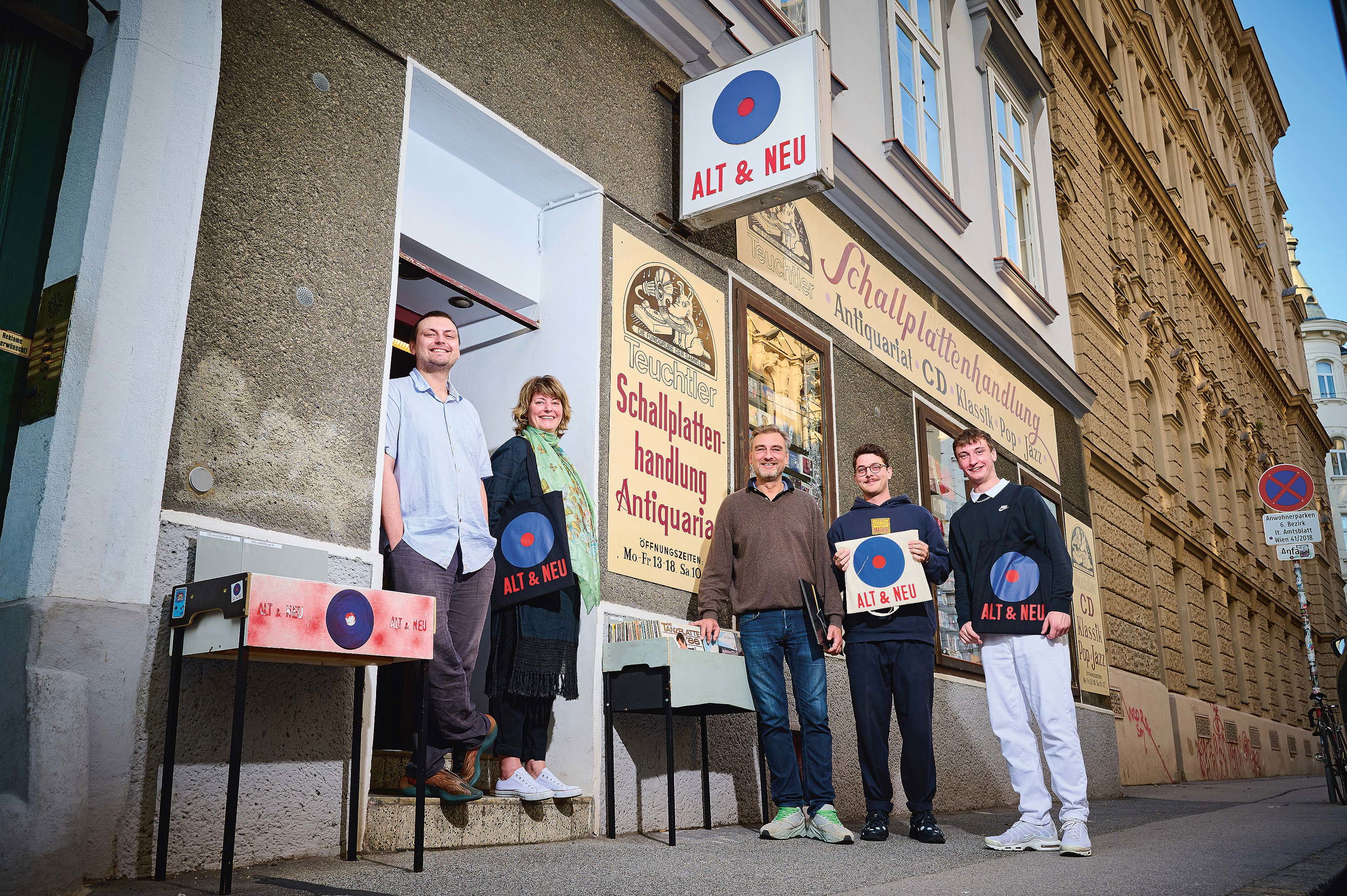 Paradiese für Vinyl-Fans: Die besten Plattenläden in Wien - FALTER