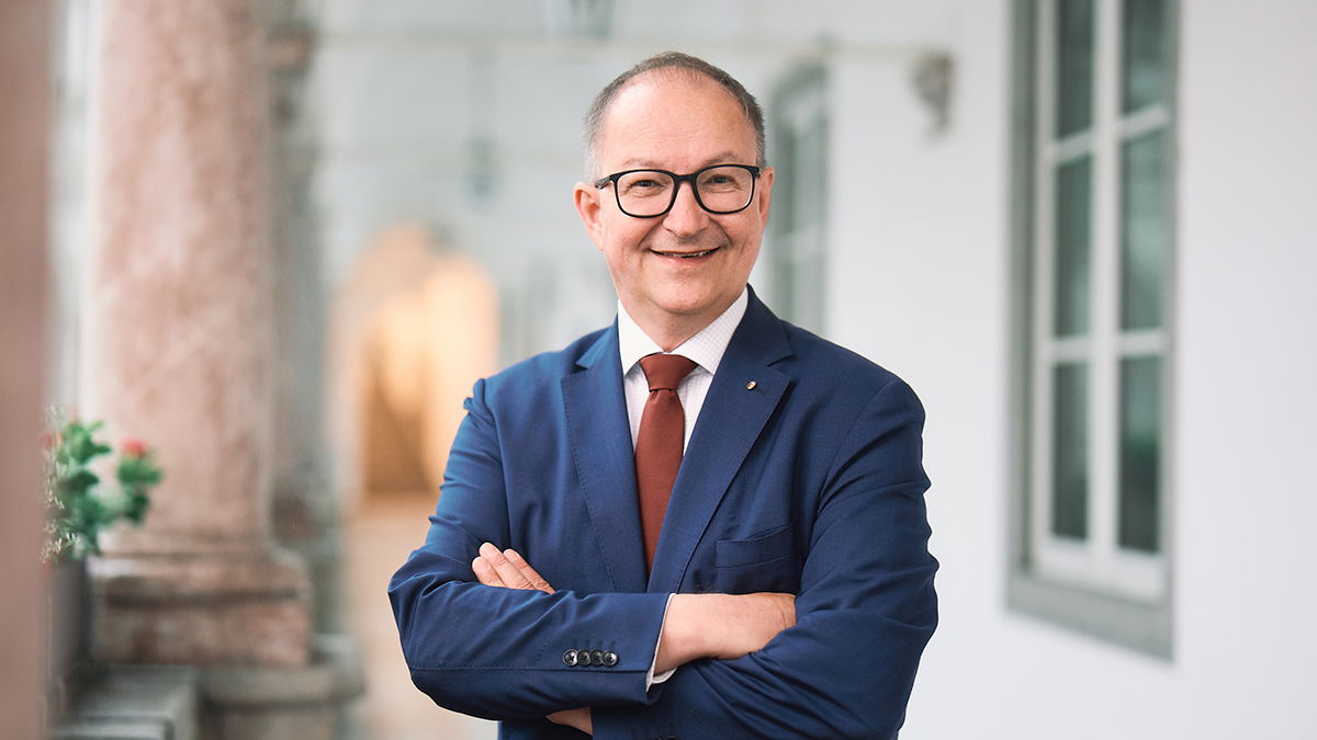 Oberösterreichs neuer SPÖ-Chef Martin Winkler: Genosse Millionär - FALTER