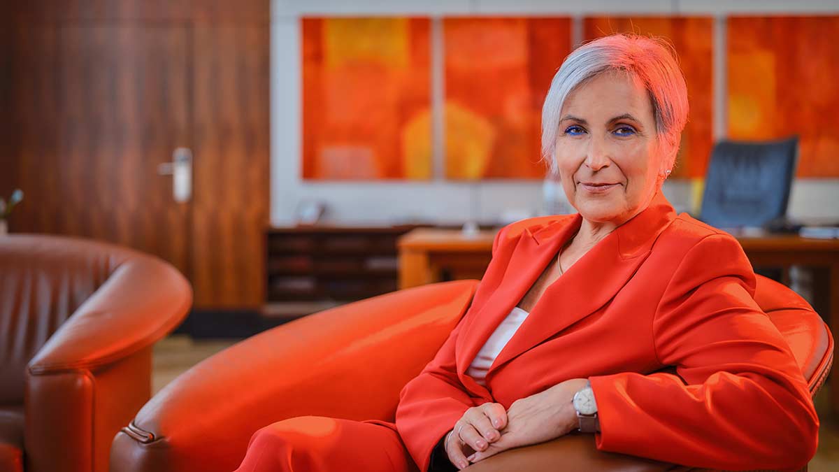 Justizministerin Anna Sporrer: Social-Media-Verbot bis 15? „Ja, ich bin ...