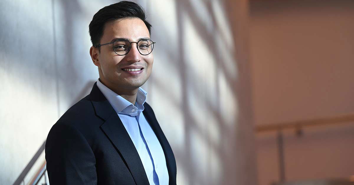 Der Richtigtuer: Yannick Shetty (Neos) im Porträt - FALTER