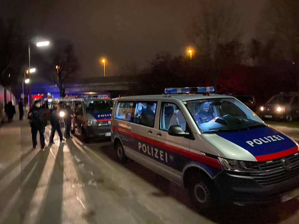 Aufgeschoben ist nicht aufgehoben. Aber abgeschoben ist abgeschoben ...