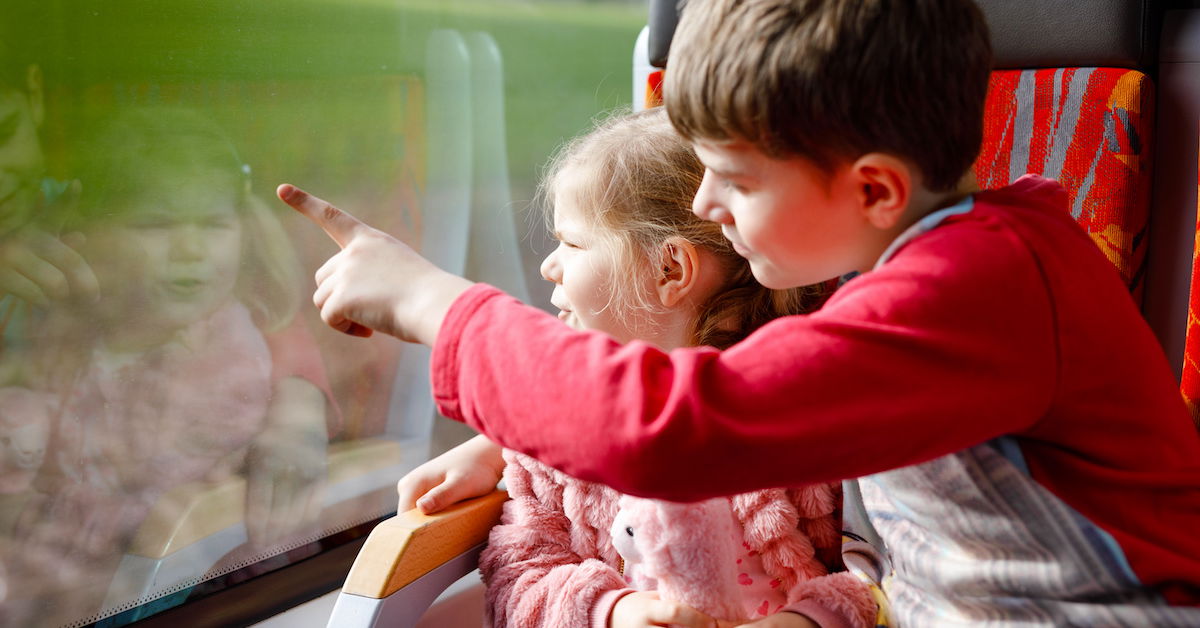 Rauf aufs Eis, elektrische Fische und ein bissi Fasching - FALTER