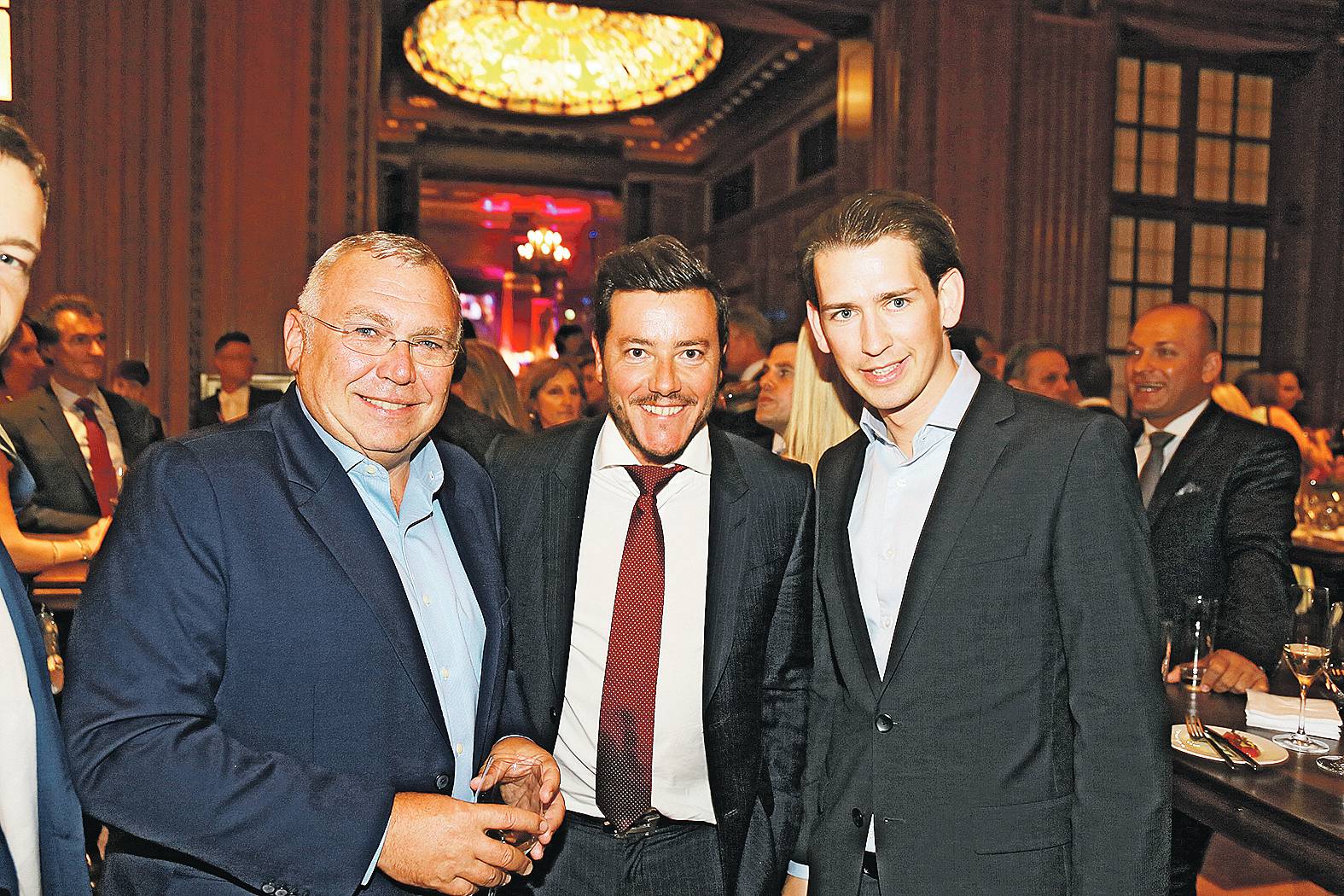 Signa-Pleite: Hat René Benko bis zuletzt die Geschäfte im Konzern ...