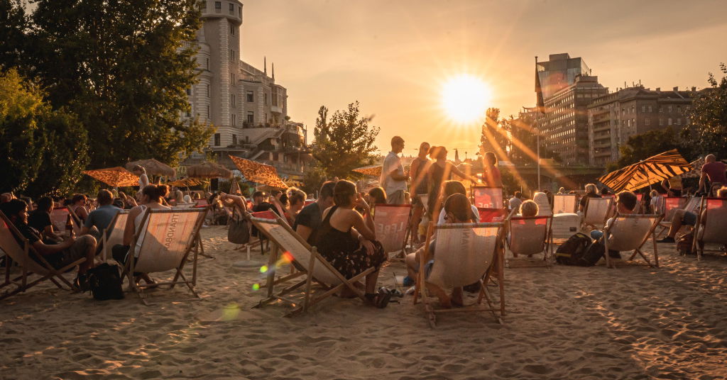 Wien zur Golden Hour: Die besten Lokale, um den Sonnenuntergang zu ...